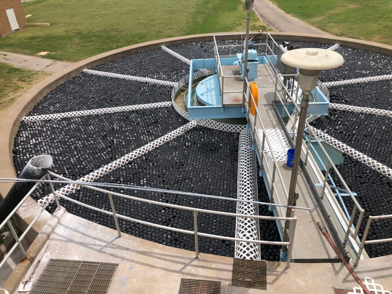 Floating covers - geomembranes - geotextiles - Floating Covers Technologies