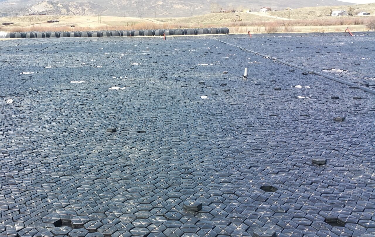 Floating covers - geomembranes - geotextiles - Floating Covers Technologies
